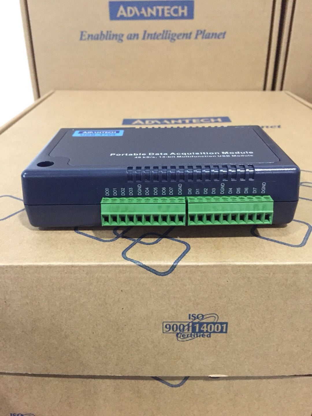 8通道模拟输入台湾研华采样率达48kS/s USB-4704-AE多功能USB模块-阿里巴巴