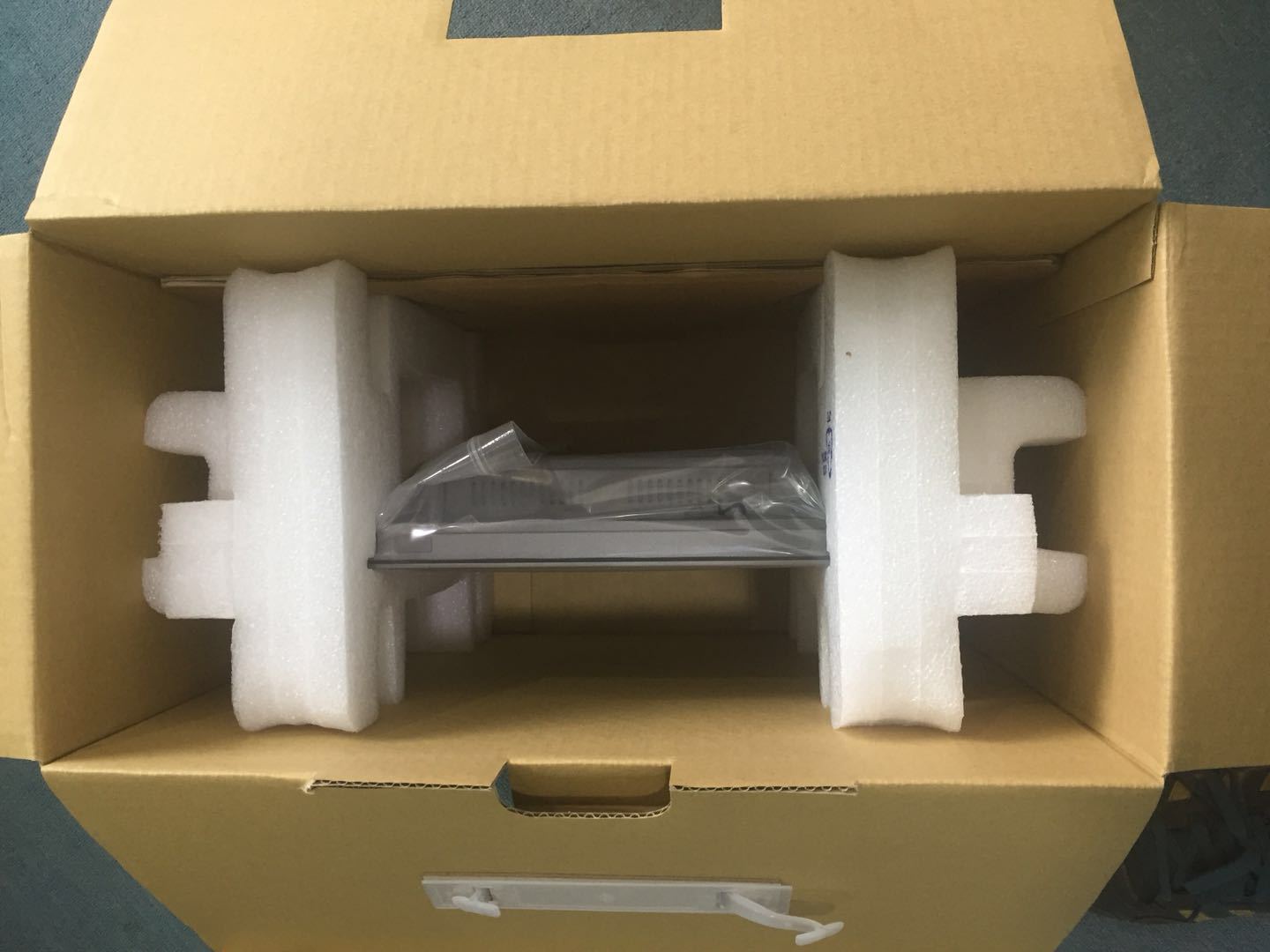 研华12.1英寸一体工业电脑工控机TPC-1251H宽温触摸式平板电脑-阿里巴巴