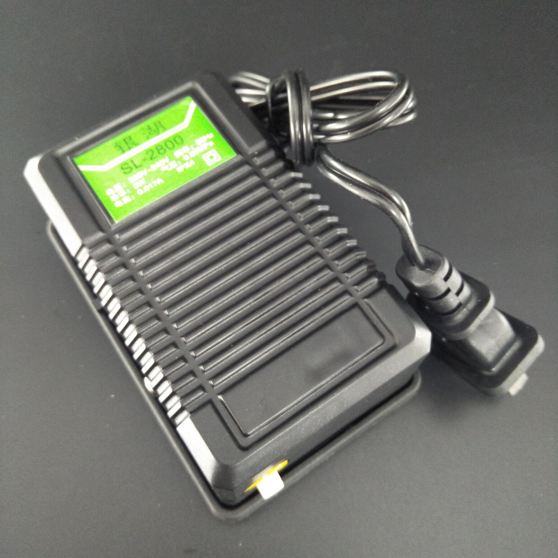 包邮银湖SL2800单孔增氧泵3W观赏鱼氧气泵金鱼充气加氧泵插电220V-阿里巴巴