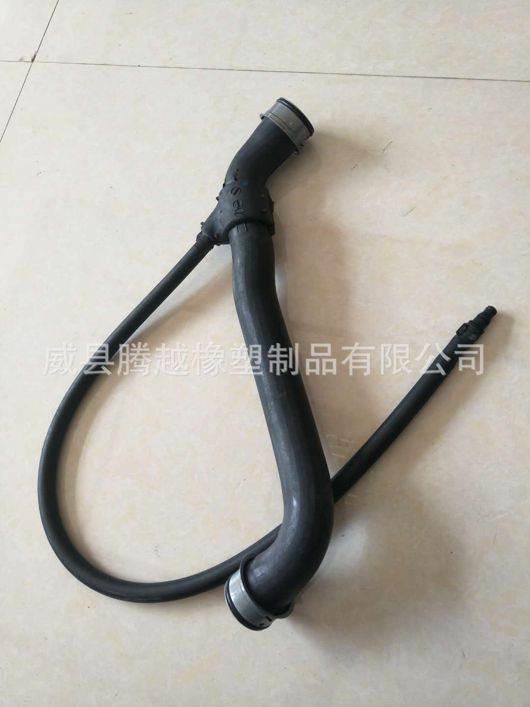 215036265R适用于达西亚DOKKER.LODGY汽车水管通风管涡轮增压管-阿里巴巴