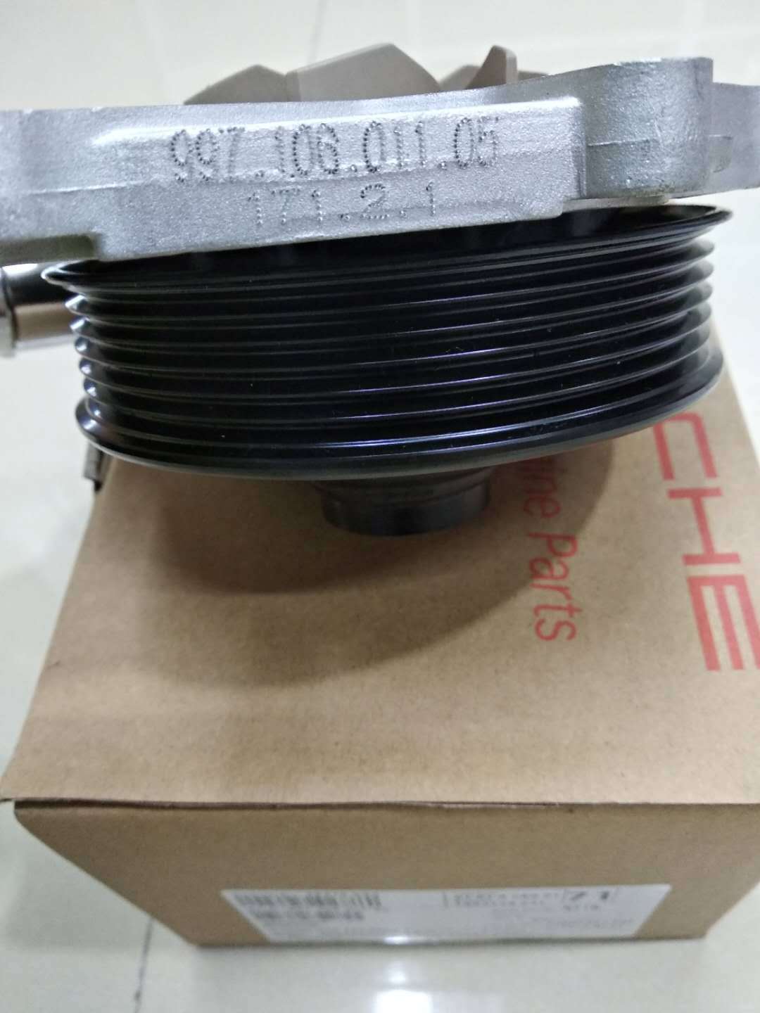 汽车冷却水泵现货批发 机械水泵 适用保时捷997 911 99710601105-阿里巴巴