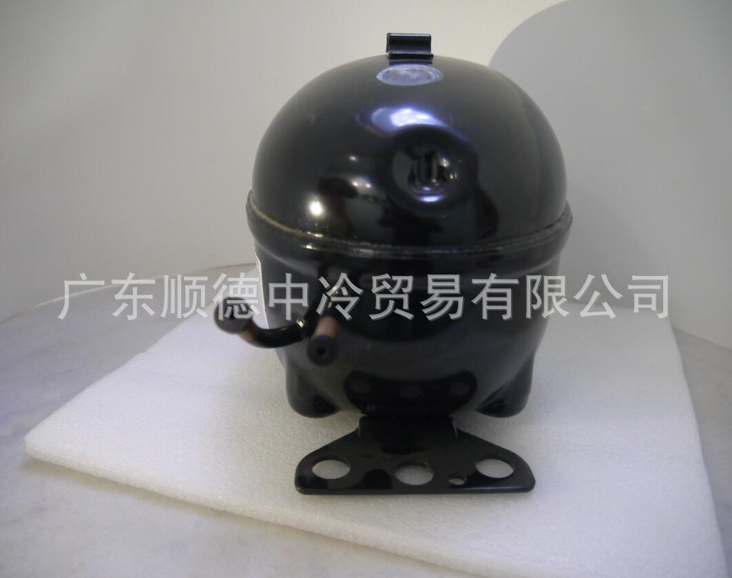 冷柜压缩机_直销r134a冰箱厨柜低背压压缩机制冷量435w - 阿里巴巴