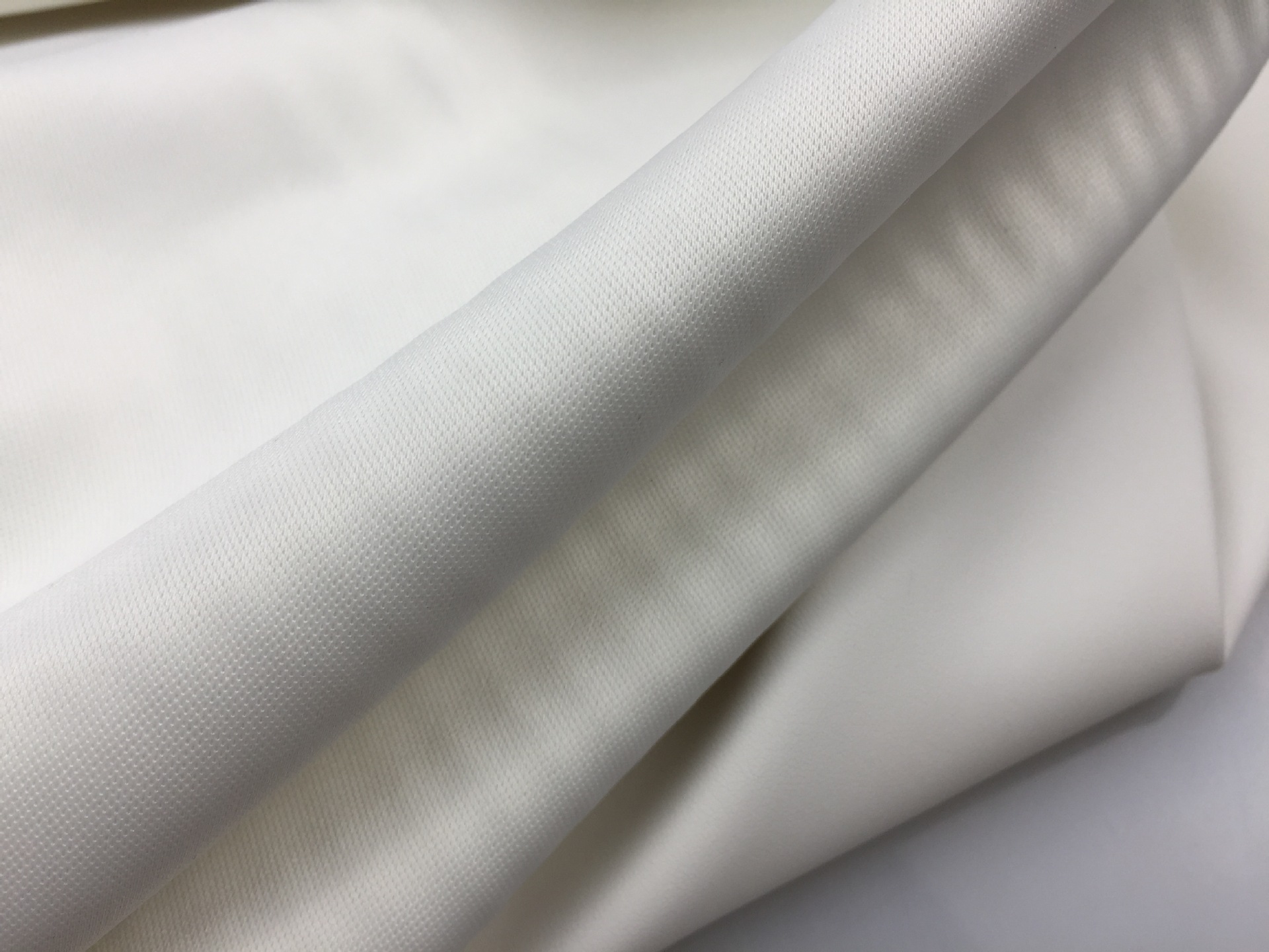 批发 PU皮革弹力DE43柔软平弹纸纹面料耳机皮套软包礼盒电子包装-阿里巴巴