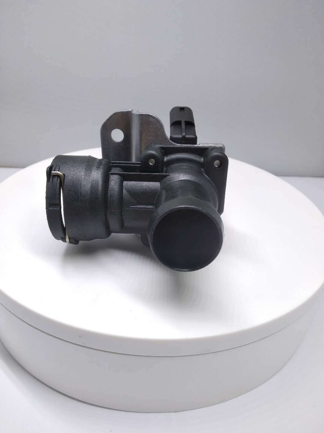 热水阀 汽车空调暖风水阀 适用奔驰W204W221 2712030164-阿里巴巴