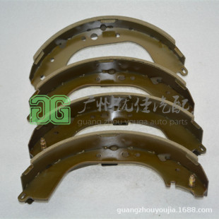优质适用于丰田兰德酷路泽HZJ79 HZJ78后刹车蹄鼓皮04495-60070-阿里巴巴