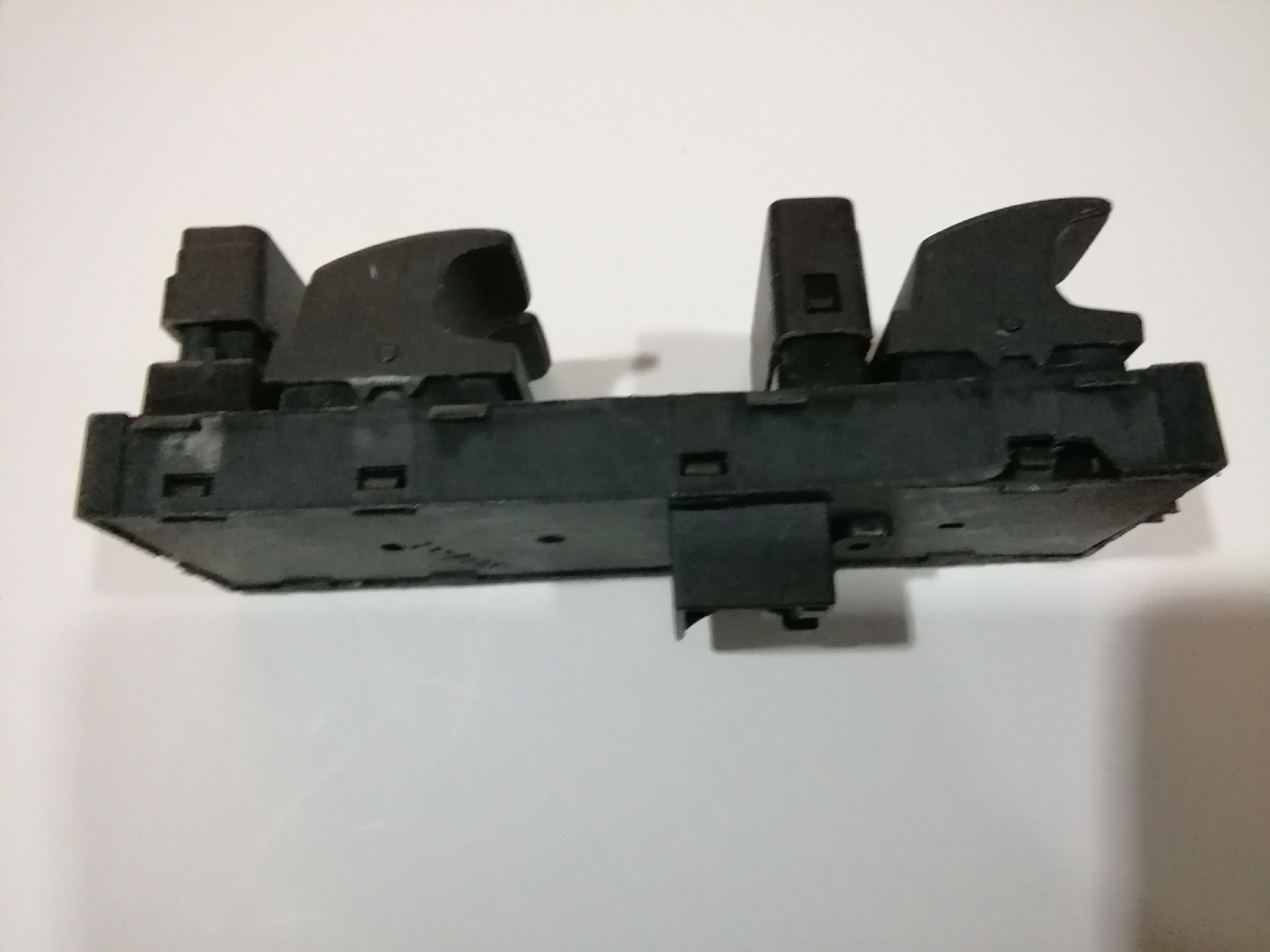 新桑塔纳电动门总开关 34D 959 857B 新桑电动门总开关-阿里巴巴