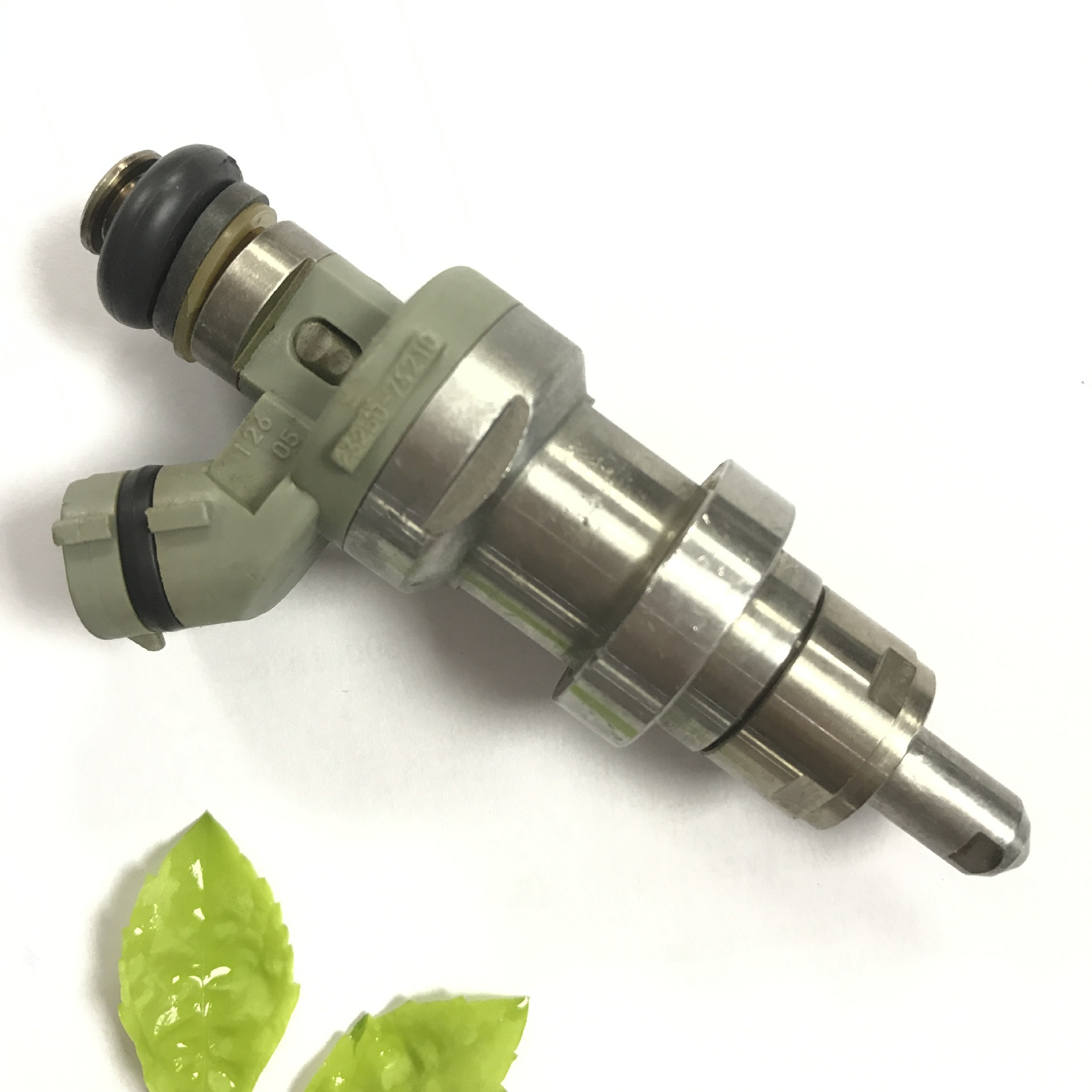广州盛本 喷油嘴23250-74210 23209-74210 FUEL INJECTOR-阿里巴巴