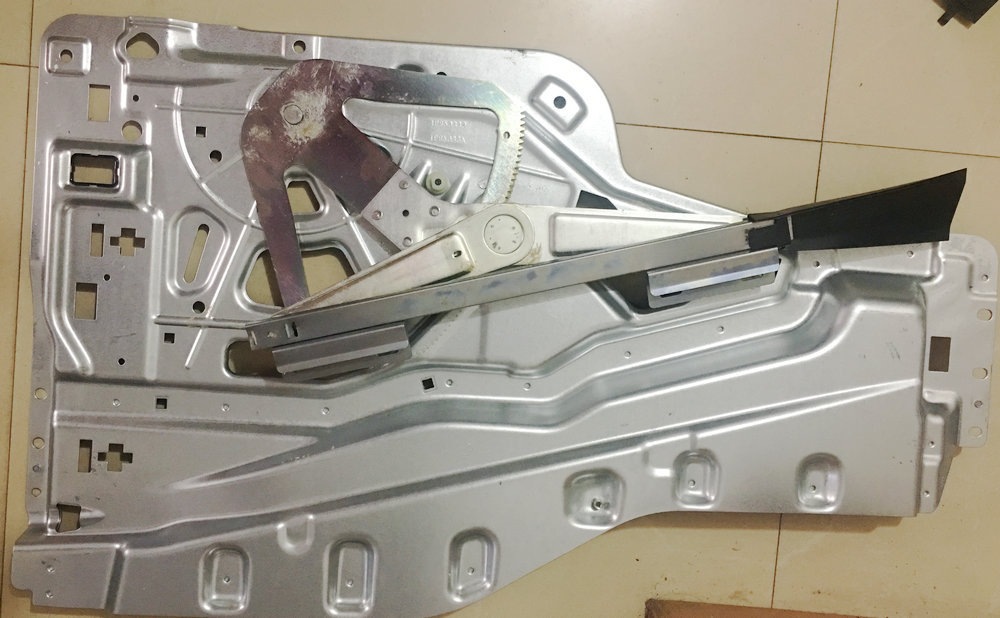 汽车配件 MAN卡车玻璃升降器 车窗升降器电机摇窗机81626456023L-阿里巴巴