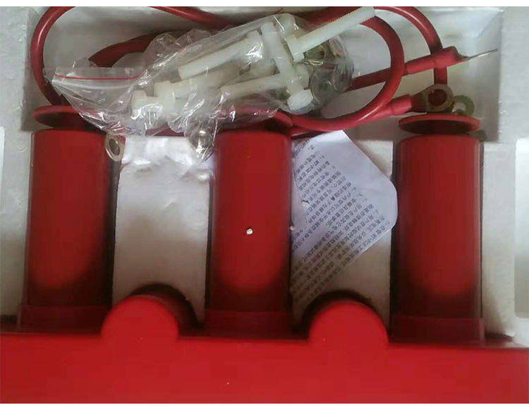 10KV三柱式防雷保护器EAT-5Z-17/600三相组合式过电压保护器-阿里巴巴