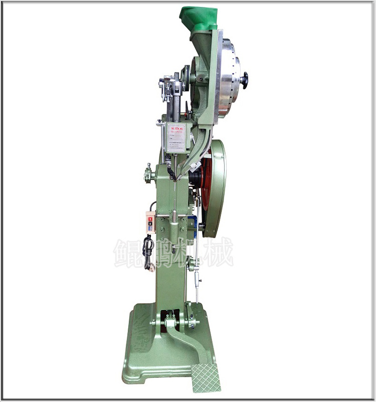 东莞自动铆钉机厂家 双头高速冲压铆钉机大小型铆钉机器批发-阿里巴巴