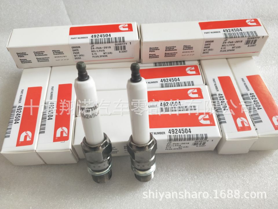 优势供应CUMMINS康明斯QSK60发动机配件火花塞4924504-阿里巴巴