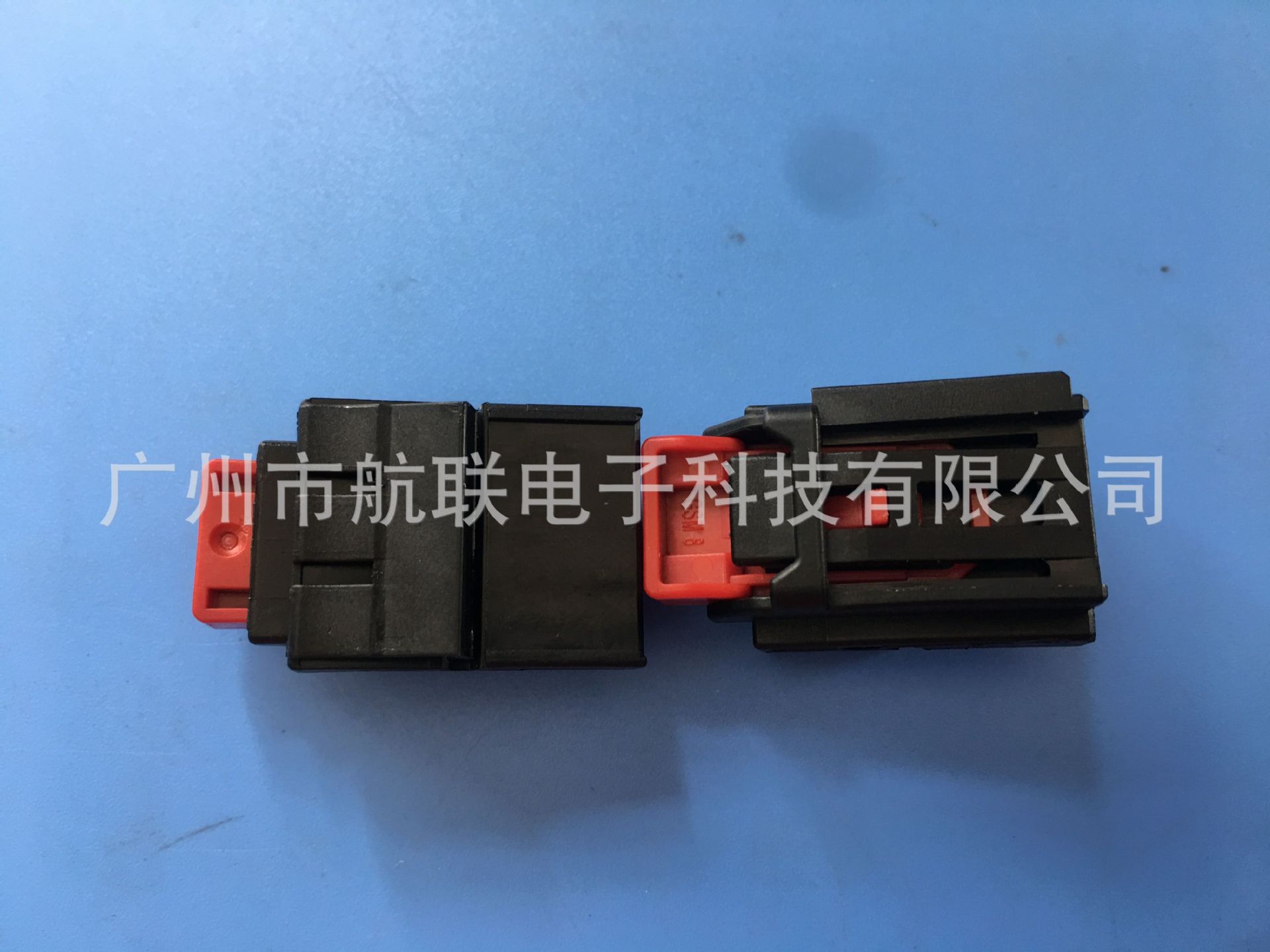 航联 VW/7N0972704 7N0 972 704 4孔芯位4P 黑色护套塑壳现货-阿里巴巴