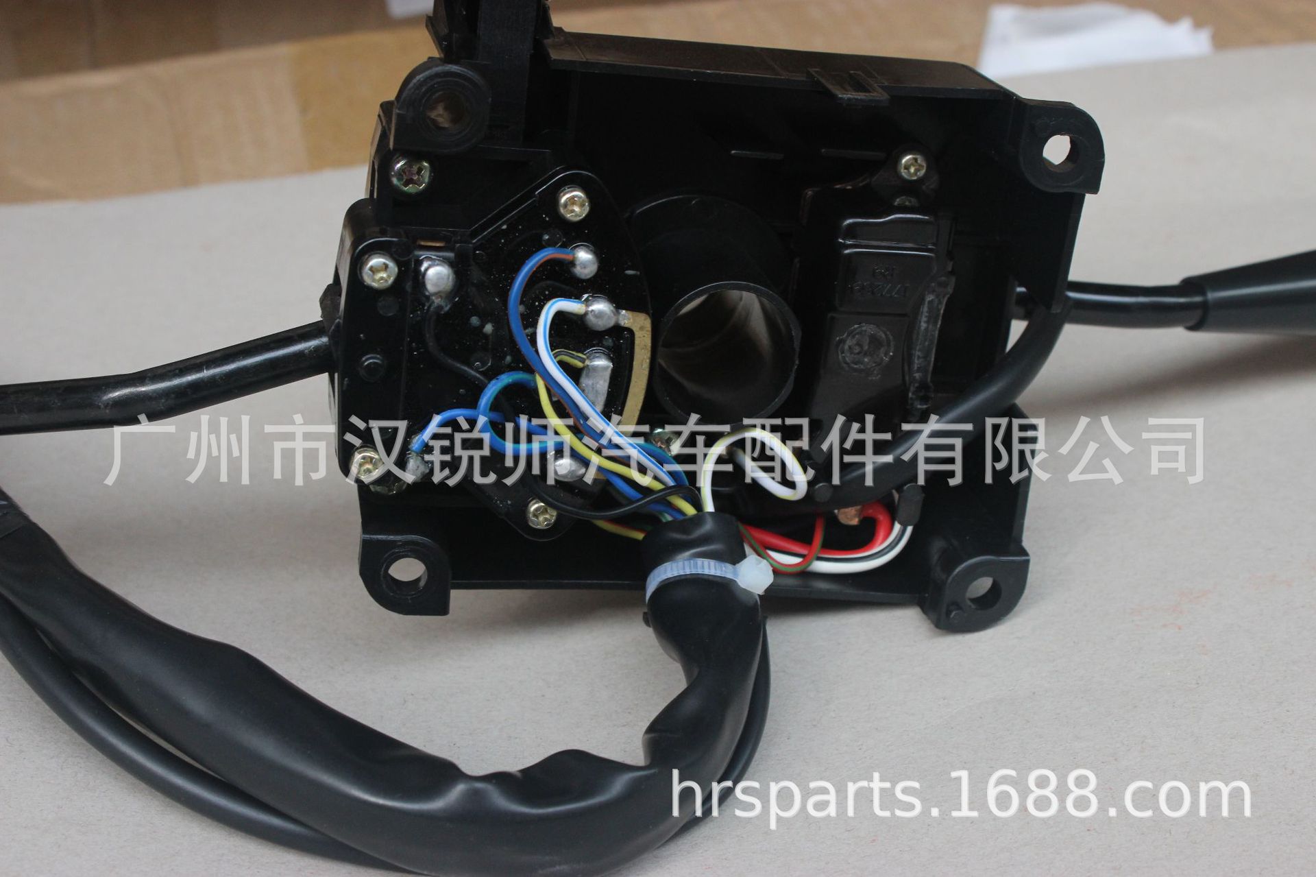 84310-60561适用于丰田兰德酷路泽皮左肽大灯雨刮组合开关总成汽-阿里巴巴