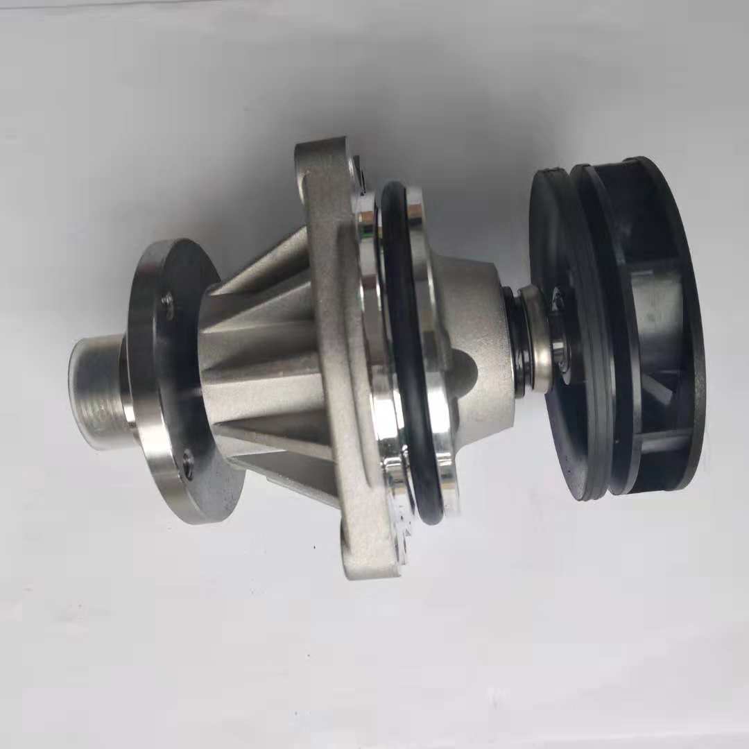 厂家供应11517527799 3系5系 E46 E38 E53 320 325 520汽车水泵-阿里巴巴