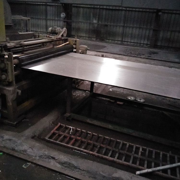 热轧不锈钢复合板304+Q235（碳钢）不锈钢板-阿里巴巴