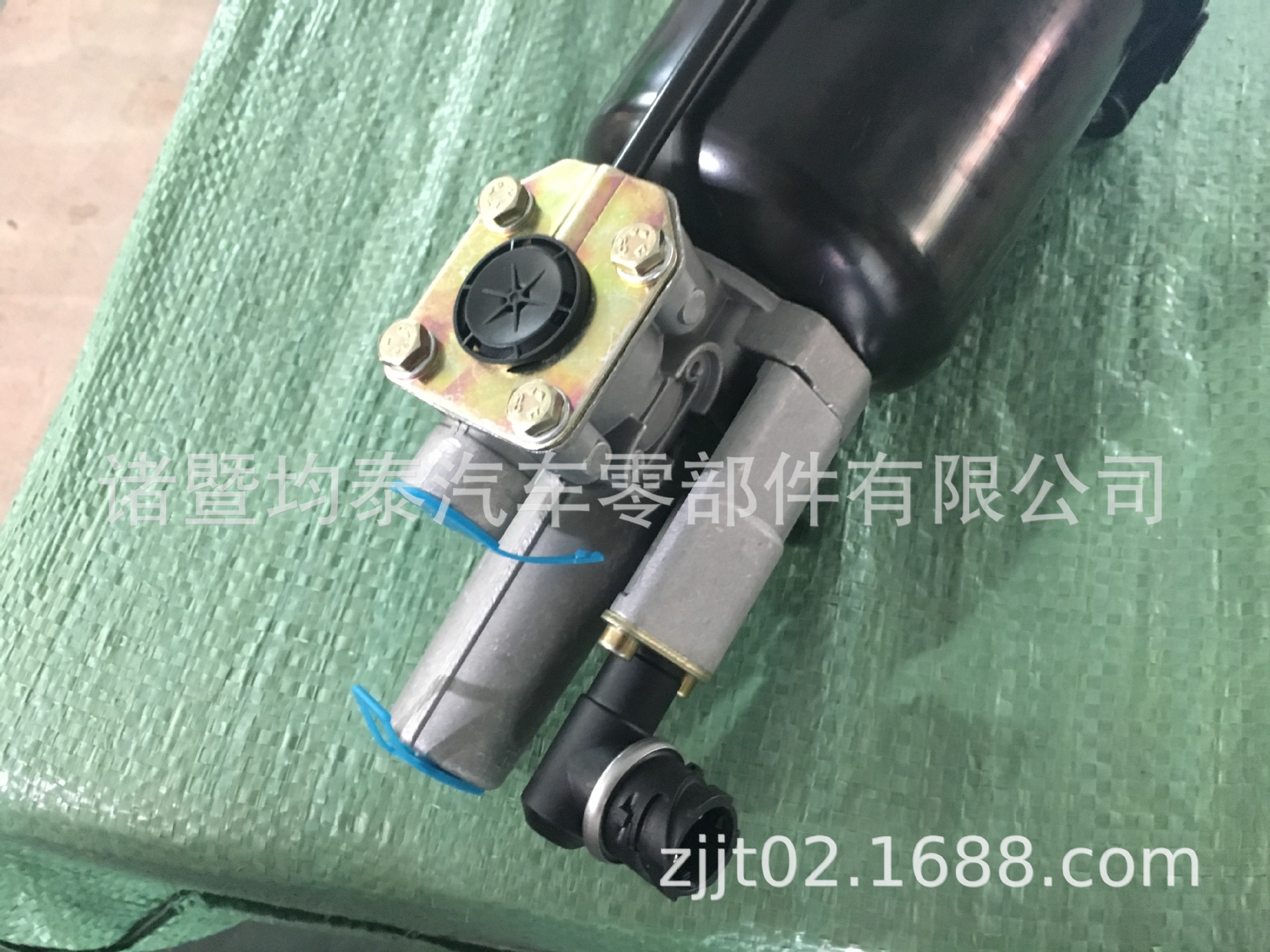 离合器助力器9700514410欧系重卡重汽卡车客车配件零部件SMT-阿里巴巴