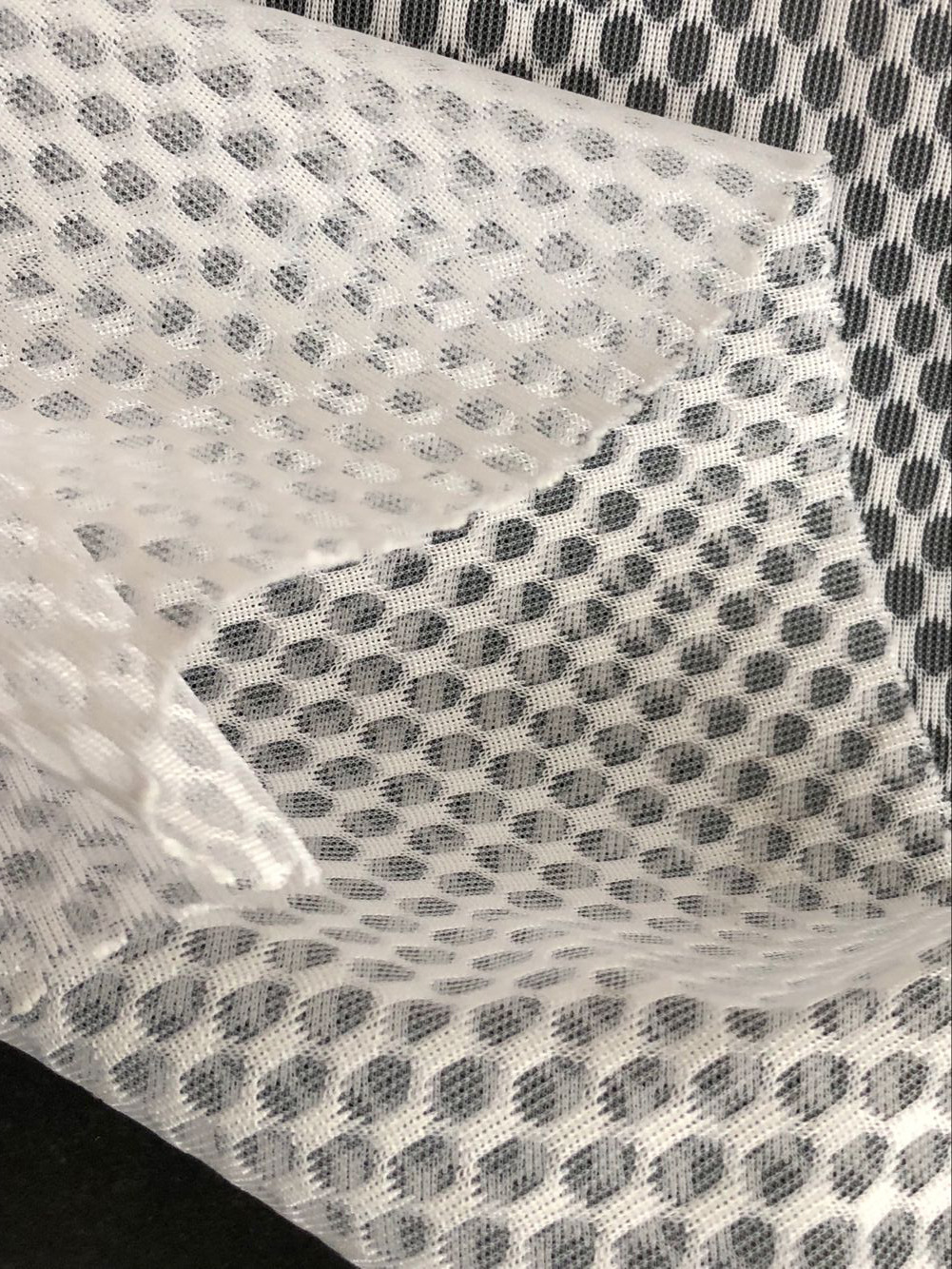 厂家供应 洗衣袋网布 新款蜂窝网布 箱包鞋材网布GY820-阿里巴巴