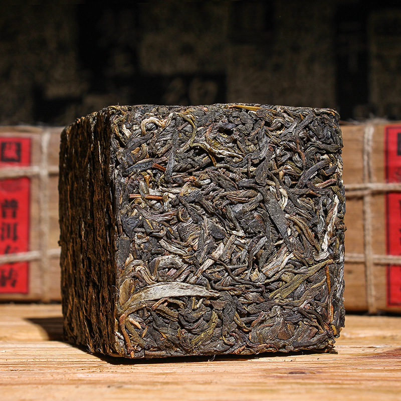Yunnan Pu'er Tea raw tea brick tea 2017 small household match ancient ...