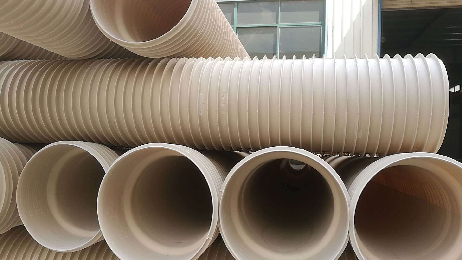 厂家硬质聚氯乙烯PVC-U加筋管8级225 SN8 白色upvc加筋管波纹管-阿里巴巴