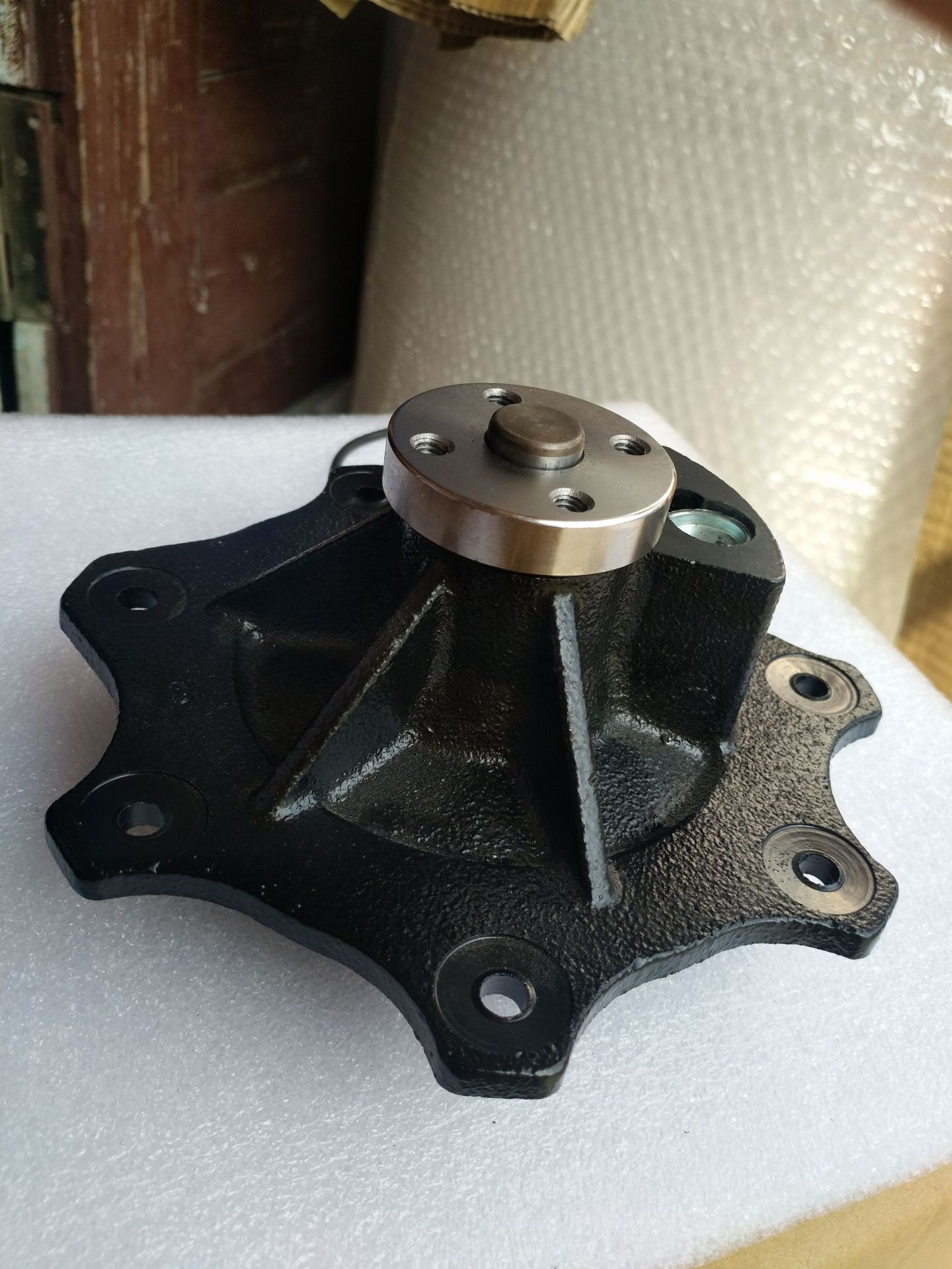 1830606C94 1817687C92 DT-466E 1830606C95 R1817687水泵-阿里巴巴