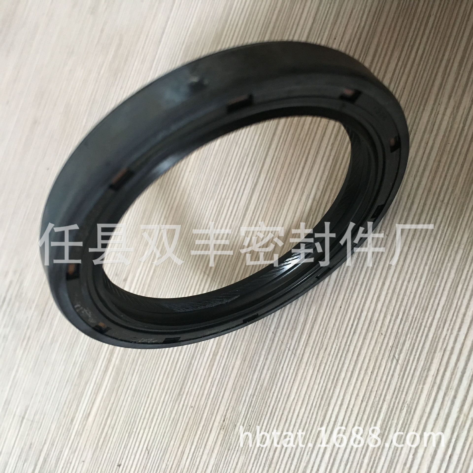 厂家销售帕金斯曲轴前油封OE;2418F546.氟胶曲轴油封，质量三包-阿里巴巴