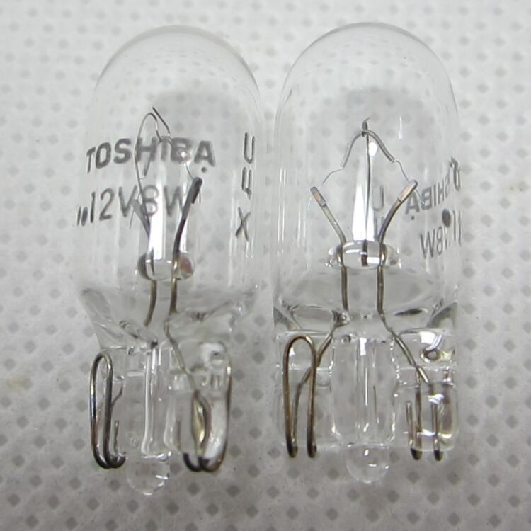 TOSHIBA 12V 8W T10 W8W日本东芝小插泡汽车示宽牌照室内阅读灯泡-阿里巴巴