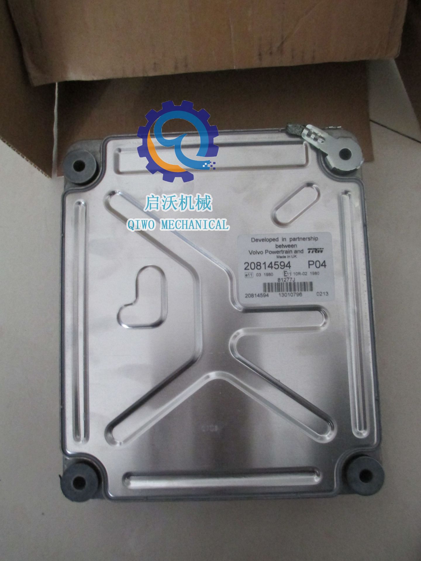 适用沃尔沃 ECU/电脑版/控制单元 60100001，21631327，60100010-阿里巴巴