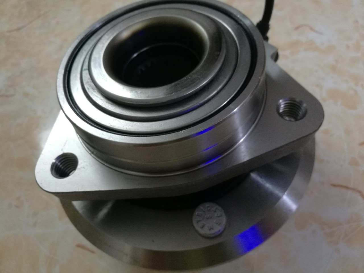 科鲁兹前轮轮毂轴承13583478、13502828、713644910-阿里巴巴