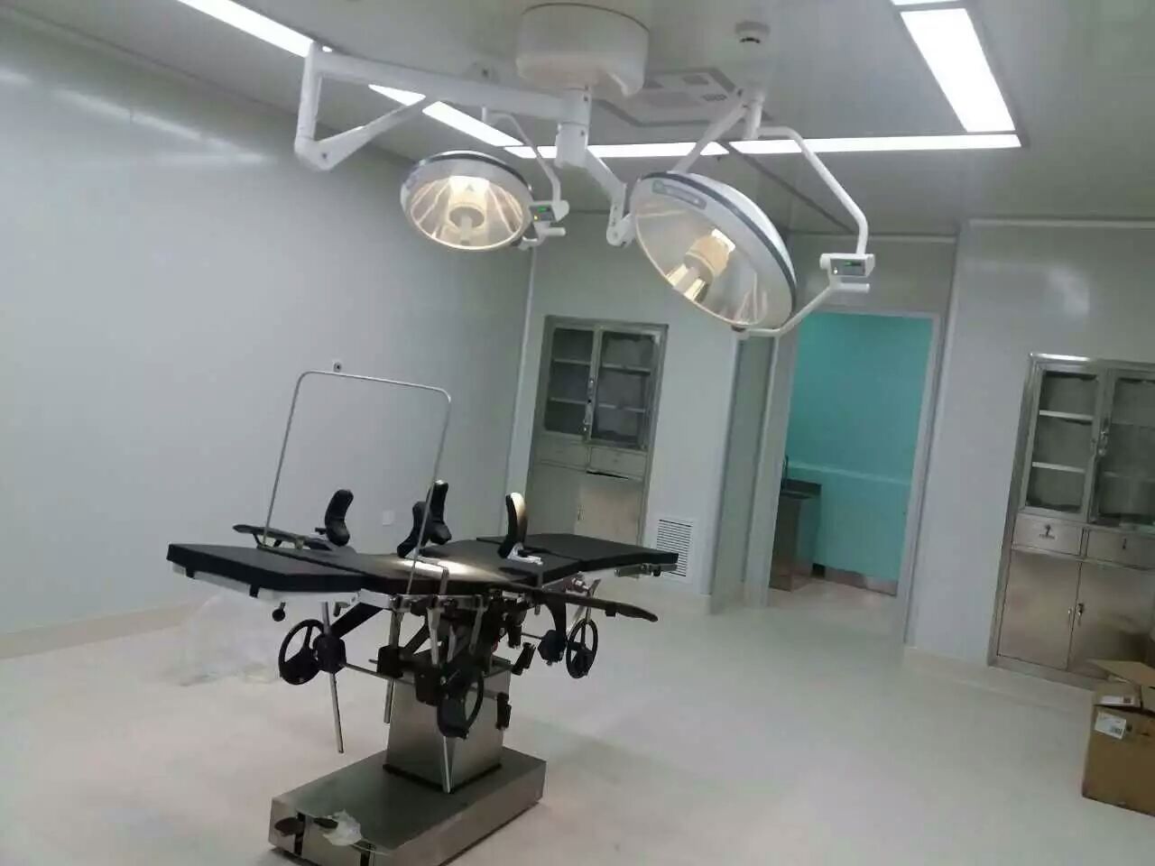 手术灯无影灯医院用整体反射吊式立式手术室检查灯美容整形内外科-阿里巴巴