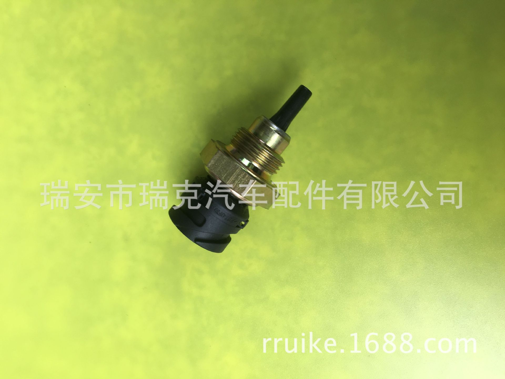供应RKCO牌BENZ actros变速箱油温传感器 0125421017 A0125421017-阿里巴巴