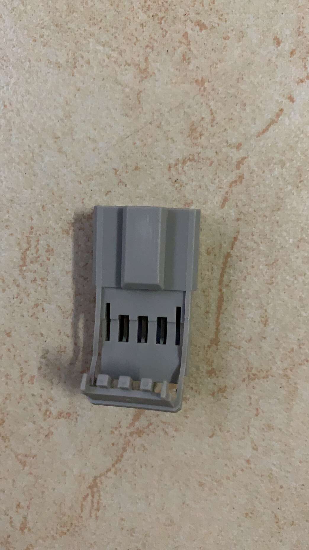 厂家直销高端4孔汽车接插件护套，DJ7046-2.2-11，DJ7046-2.2-10-阿里巴巴