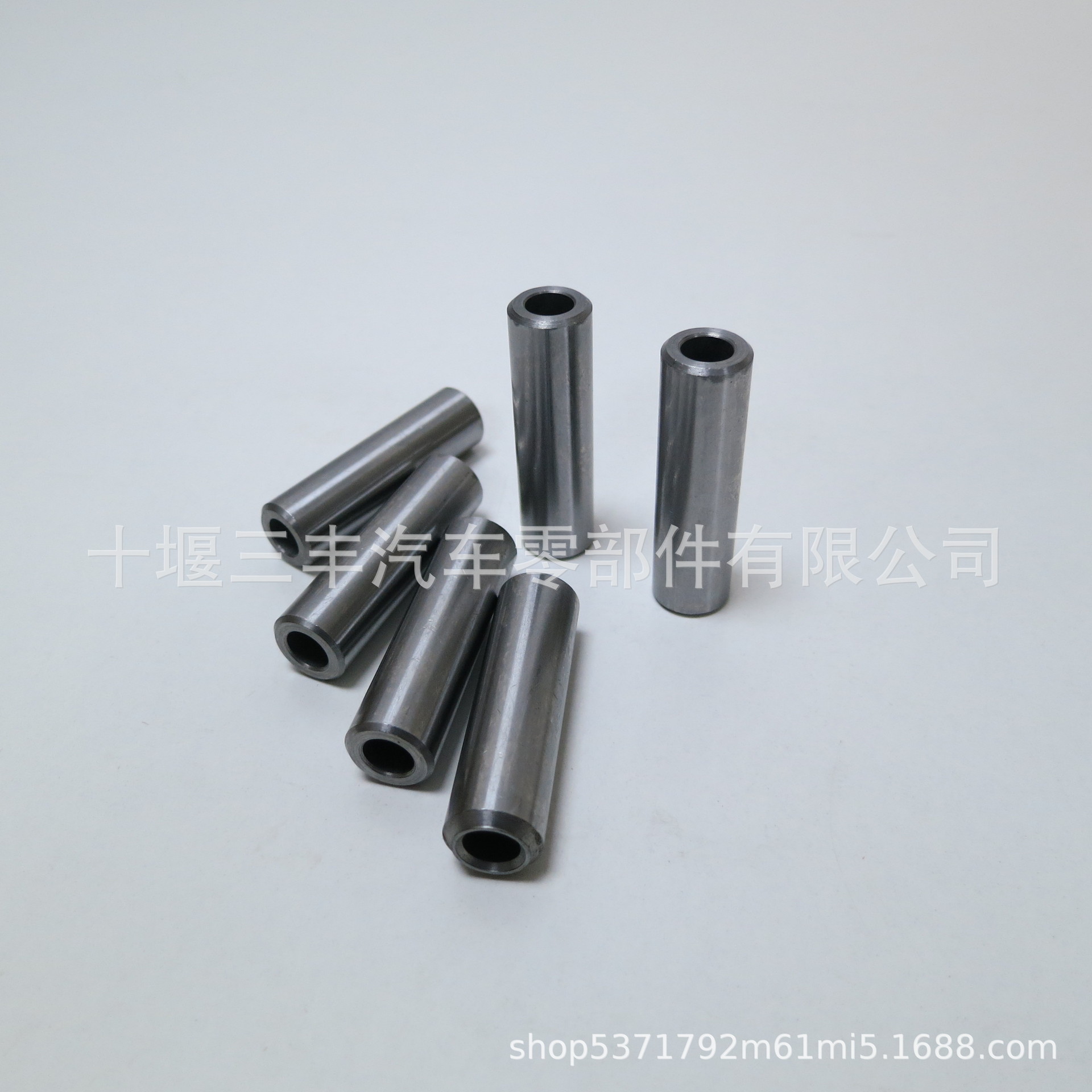 天龙大力神发动机6L气门导管气阀室导管3942645-阿里巴巴