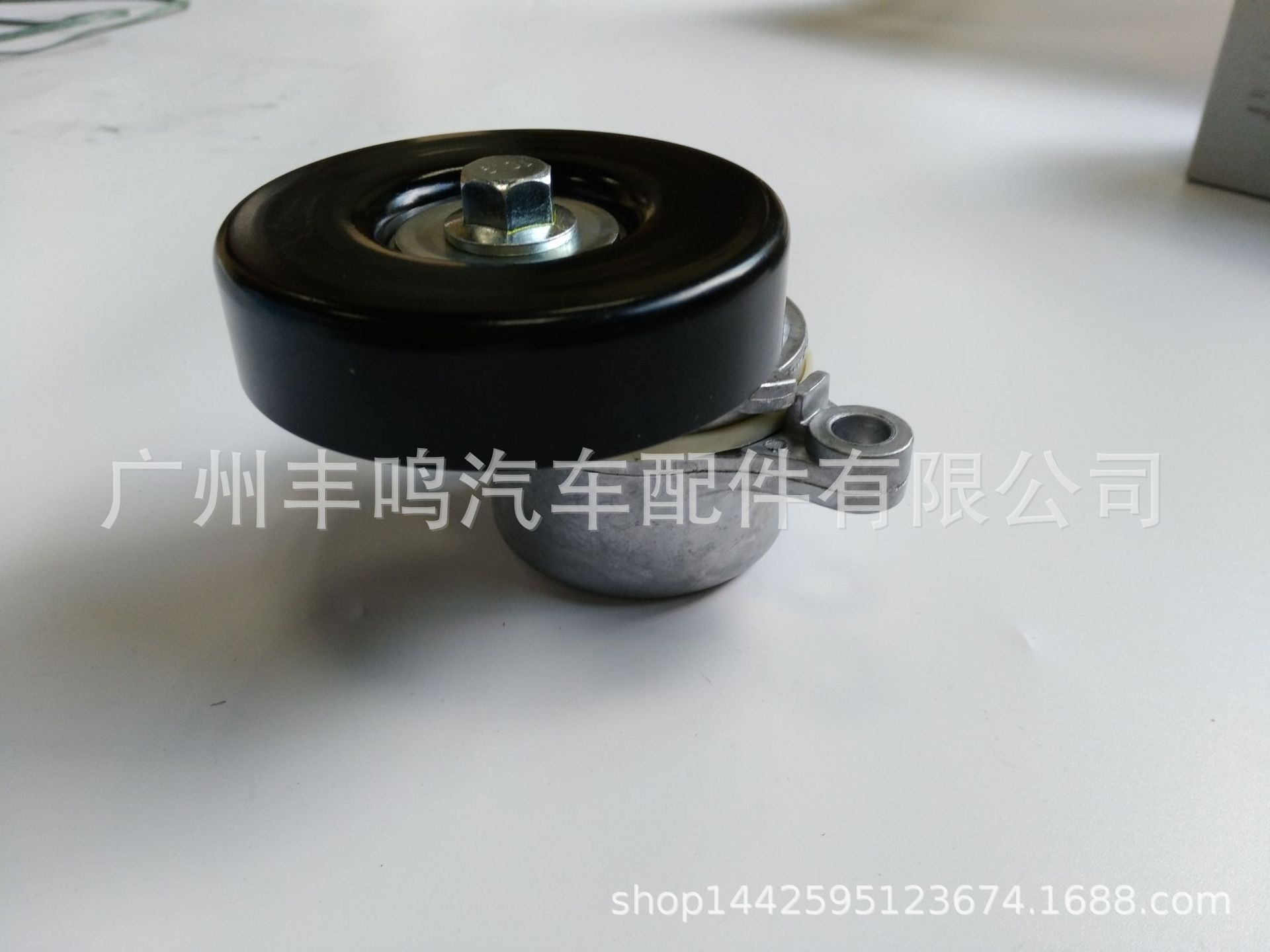 供应适用于铃木- Yiparts发动机皮带张紧器17540-77E00-阿里巴巴