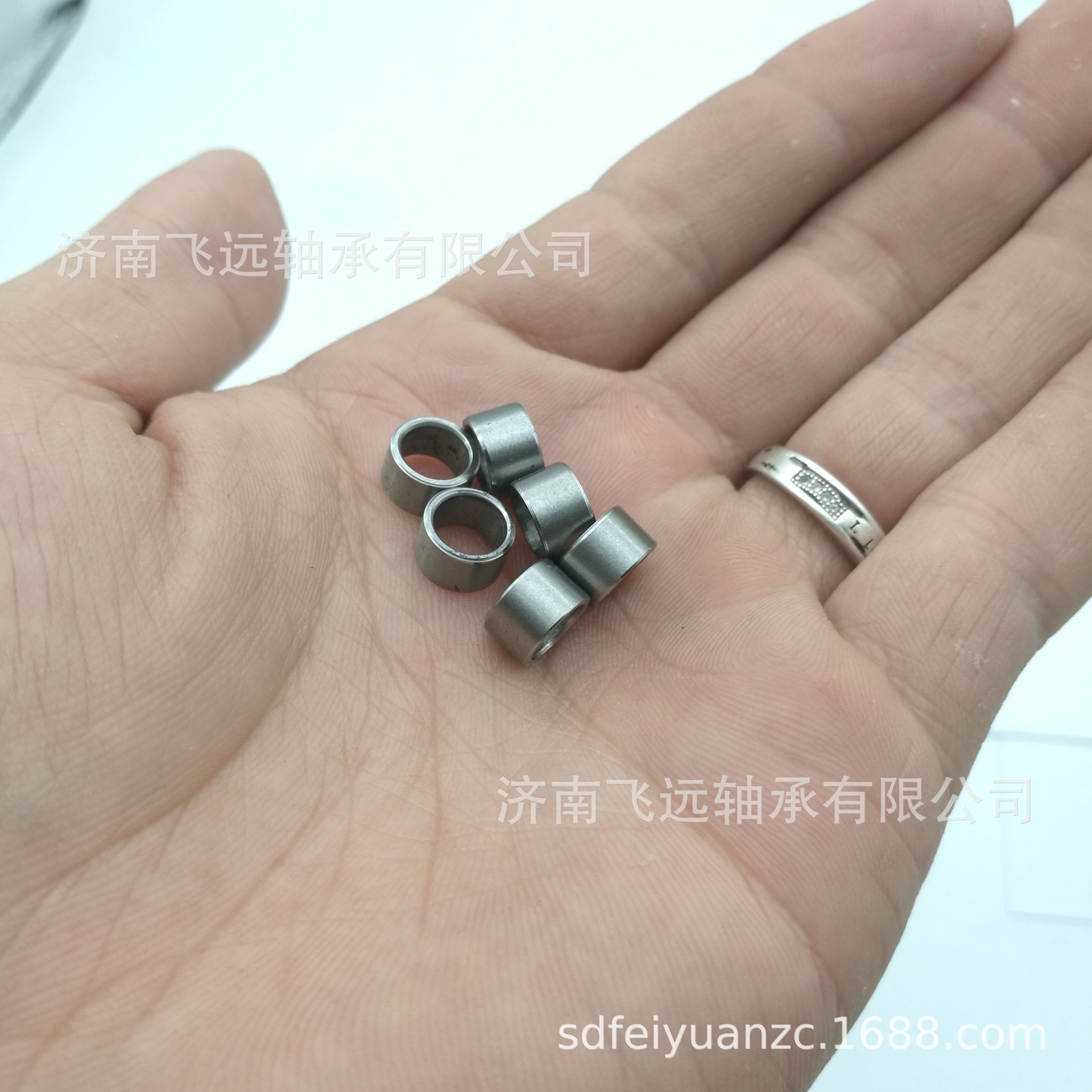 0139814205 0326217110 1724482 3553561215 RNN50*81.55*40轴承-阿里巴巴