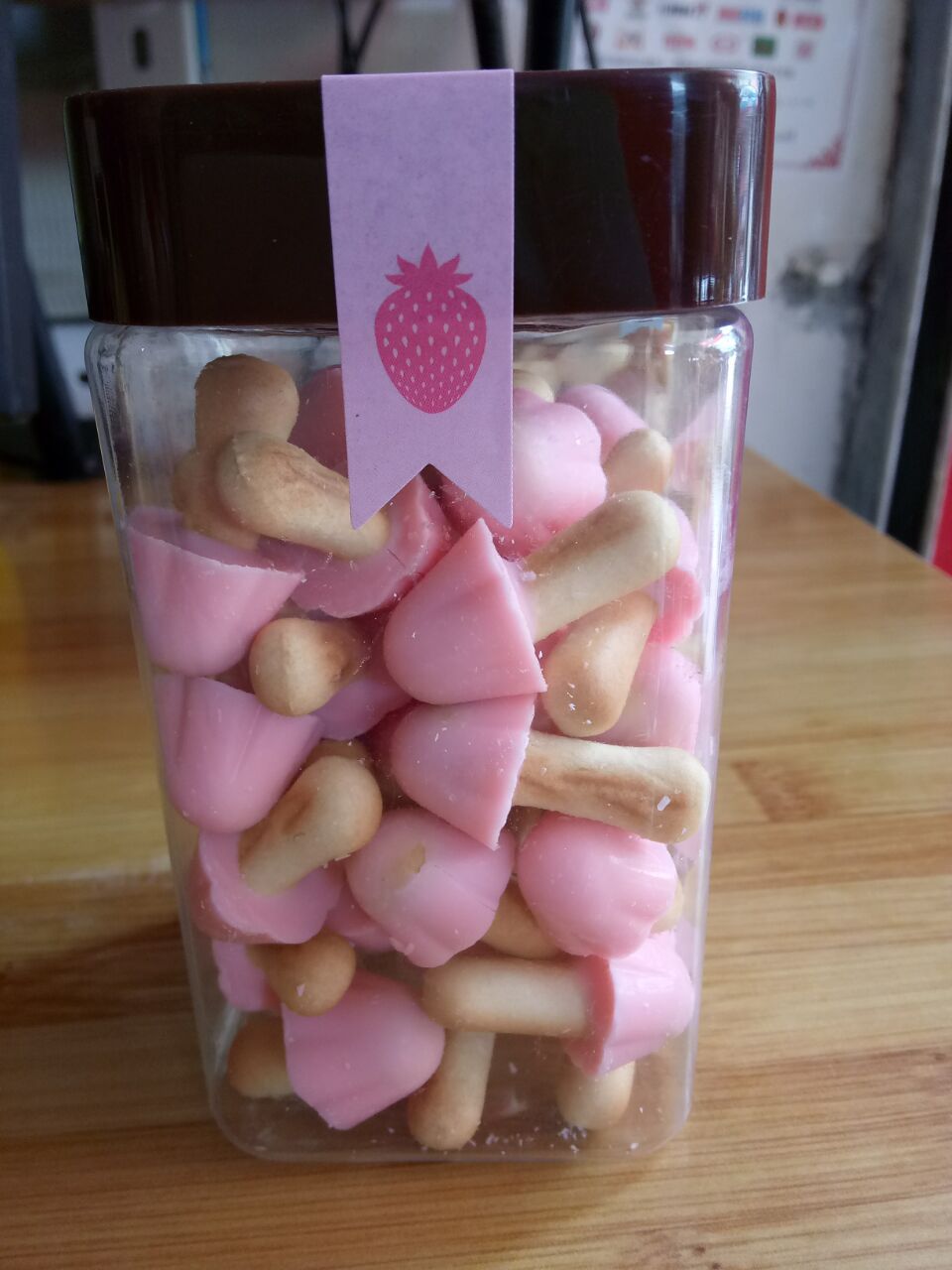 128g依丝蘑菇形涂成饼干巧克力椰奶味草莓味柠檬味巧克力味批发-阿里巴巴