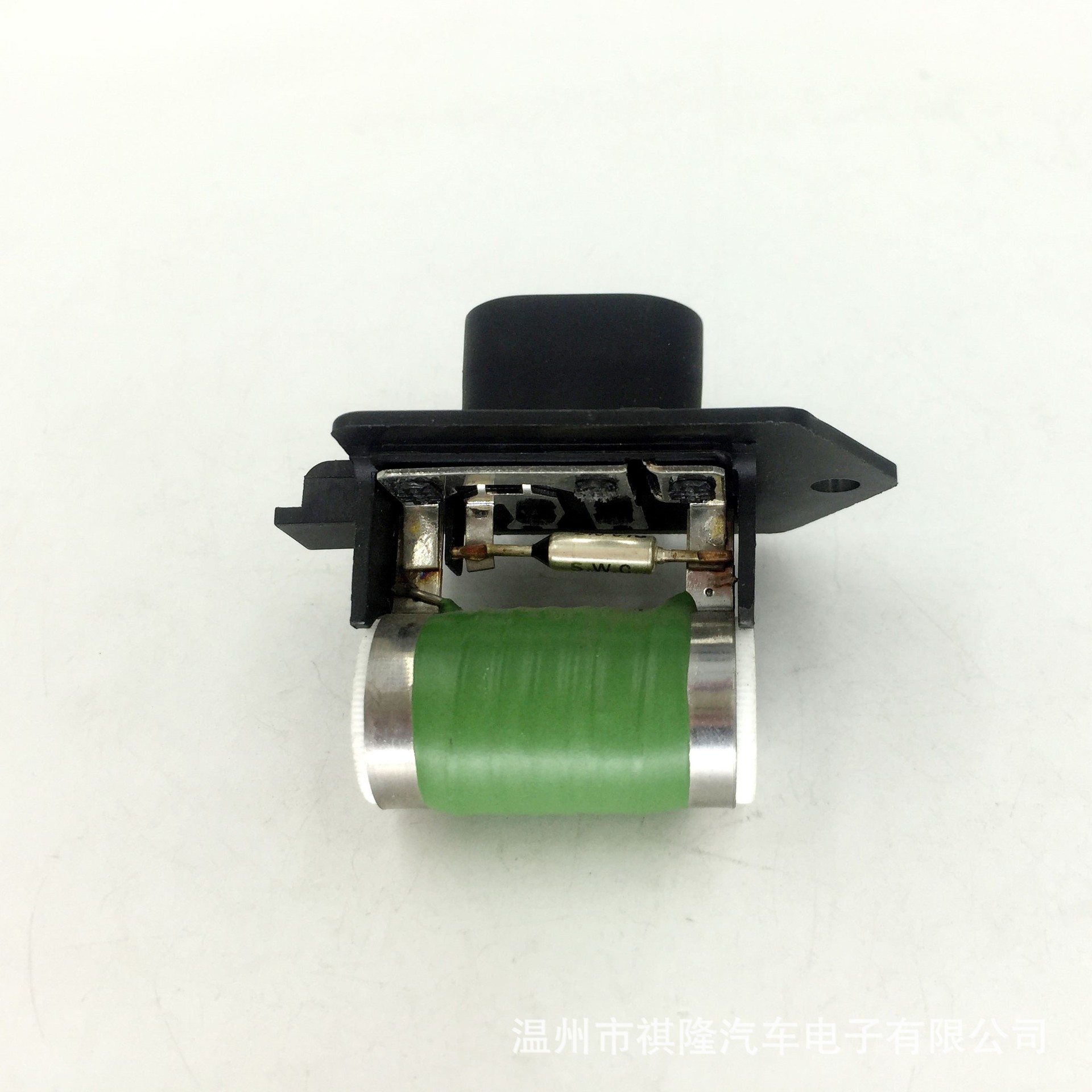 适用欧宝汽车鼓风机电阻调速电阻模块51799351 58702358 51799359-阿里巴巴