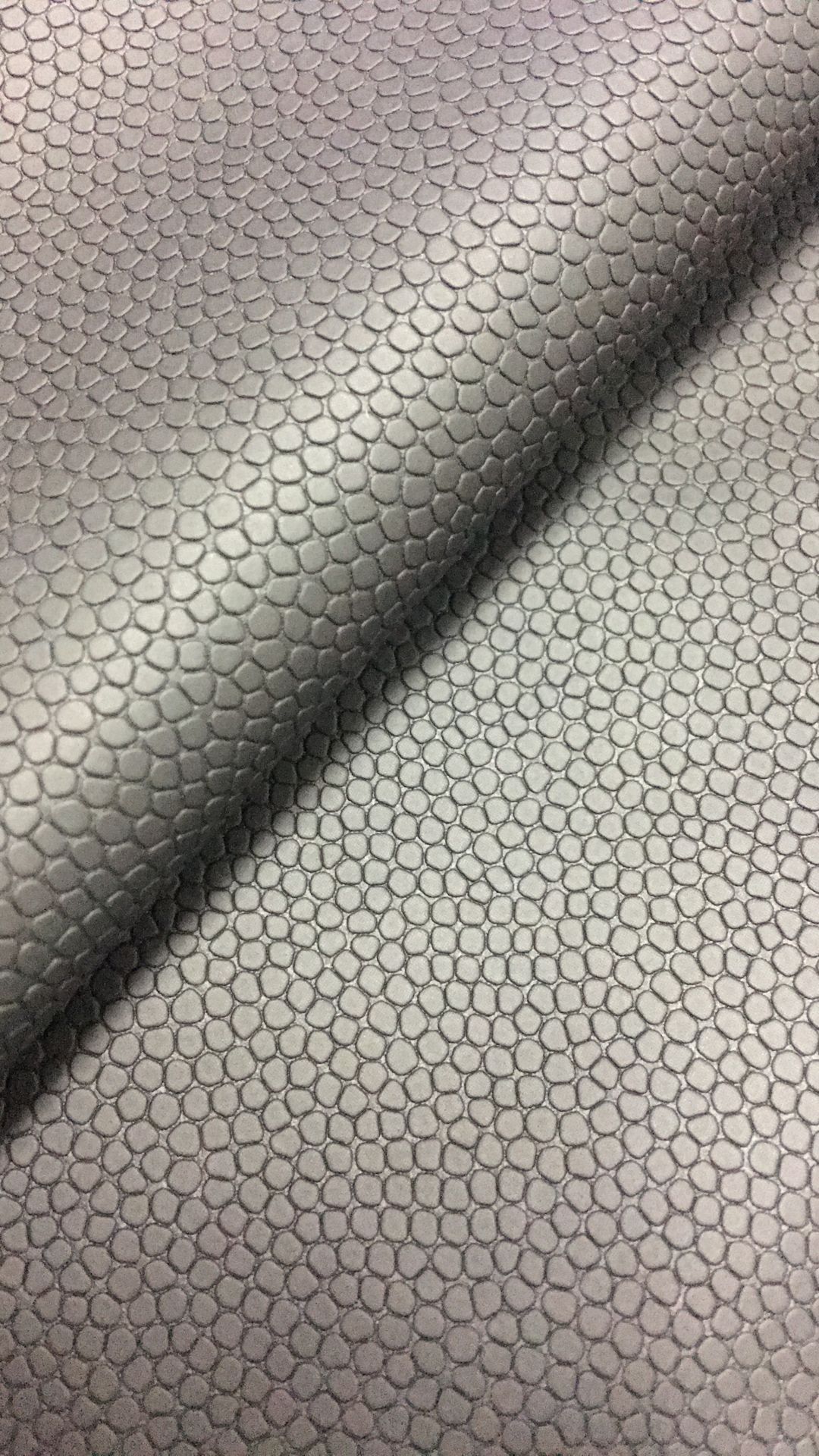 压纹PU革/止滑皮纹路多样Embossed PU glove leather-阿里巴巴