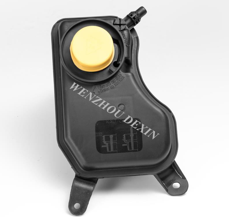 适用宝马BMW膨胀水壶 副水箱 E90 17137567462 17137607482-阿里巴巴