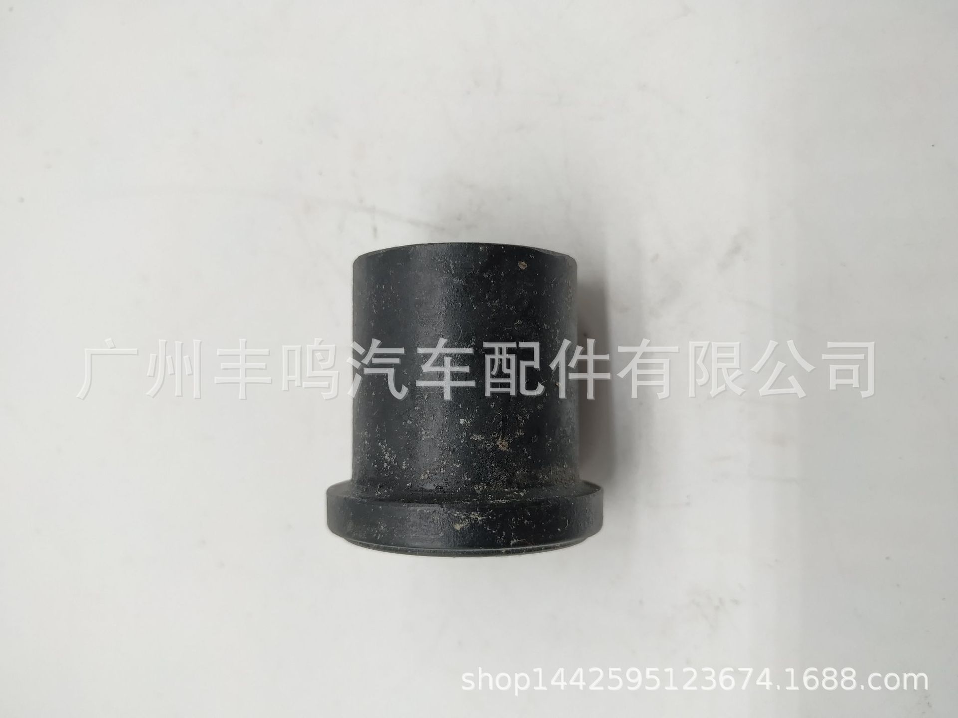 适用于五十铃江铃庆铃汽车吊耳衬套 日本橡胶背板8-94234319-0-阿里巴巴