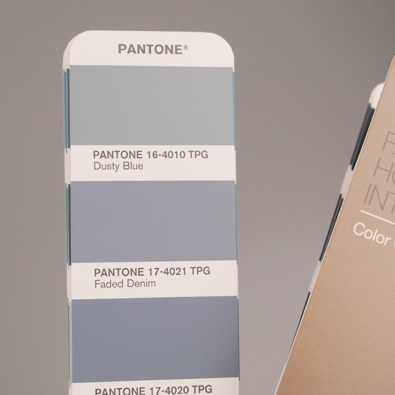 2024新版PANTONE潘通TPG色卡纺织服装国际色卡FHIP110C TPX色卡-阿里巴巴