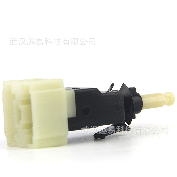 适用梅赛德斯奔驰C E级W203 W211刹车灯开关 0015456409-阿里巴巴