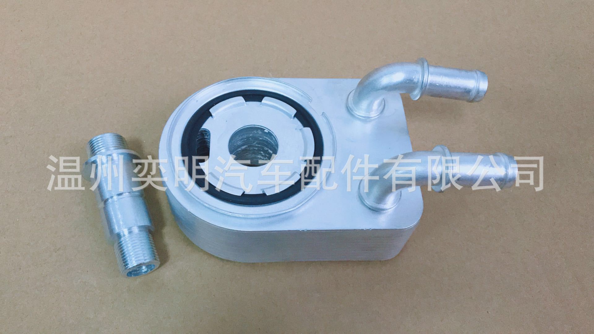 适用于道奇克莱斯勒油冷器04884757AD 04884757AE-阿里巴巴