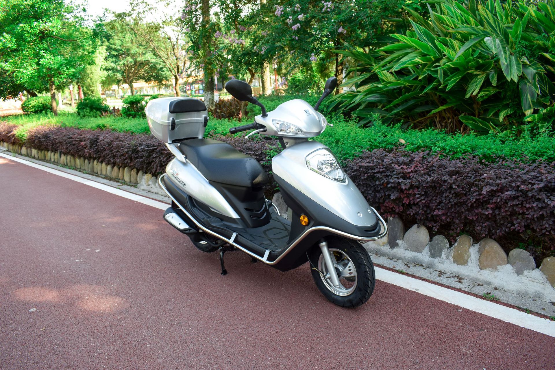 供应豪爵牌HJ125T-10H女装踏板宇钻国四智能电喷燃油摩托车125-阿里巴巴