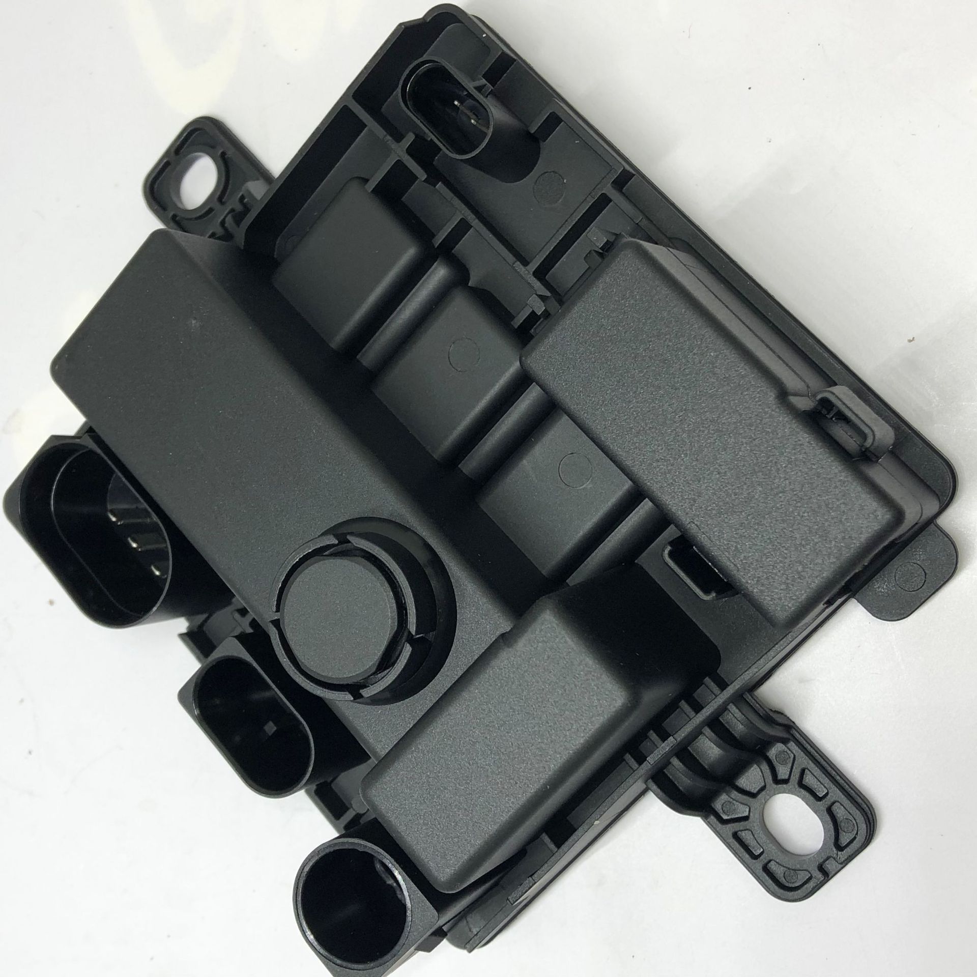 保险丝盒 集成供电模块 适用于宝马E70 X5 12637591534 现货批发-阿里巴巴