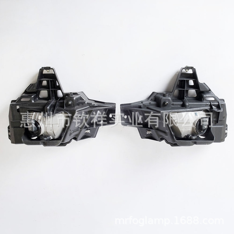 适用于09-11款丰田Innova 前卤素雾灯 前杠灯 前保险杠灯 防雾灯-阿里巴巴