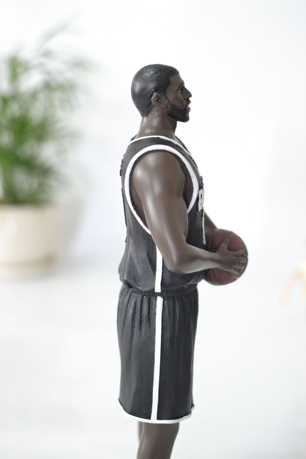 家居摆件工艺品nba球星欧文科比詹姆斯篮球人物球星手办学生礼品-阿里巴巴