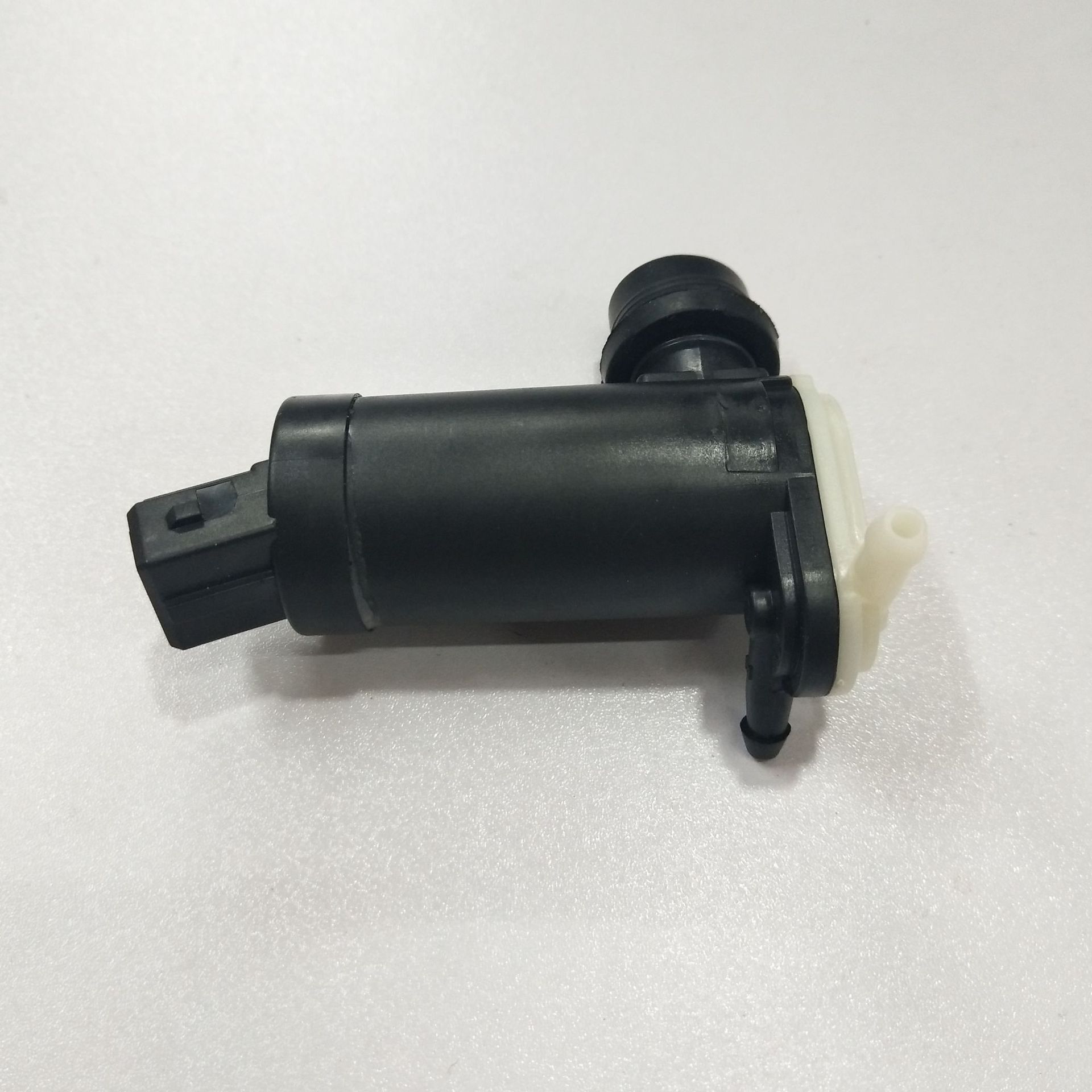 汽车大灯清洗液泵 挡风玻璃雨刮喷水电机 适用于路虎揽胜运动版-阿里巴巴