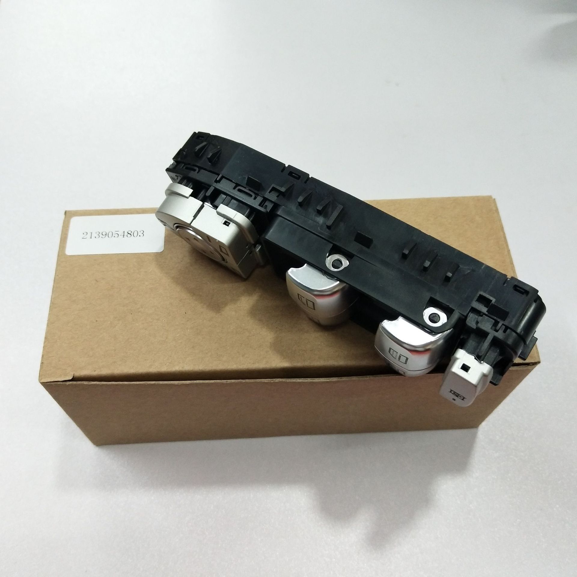 汽车玻璃 车窗电动升降开关前左 适用于奔驰W213E300 2139054803-阿里巴巴