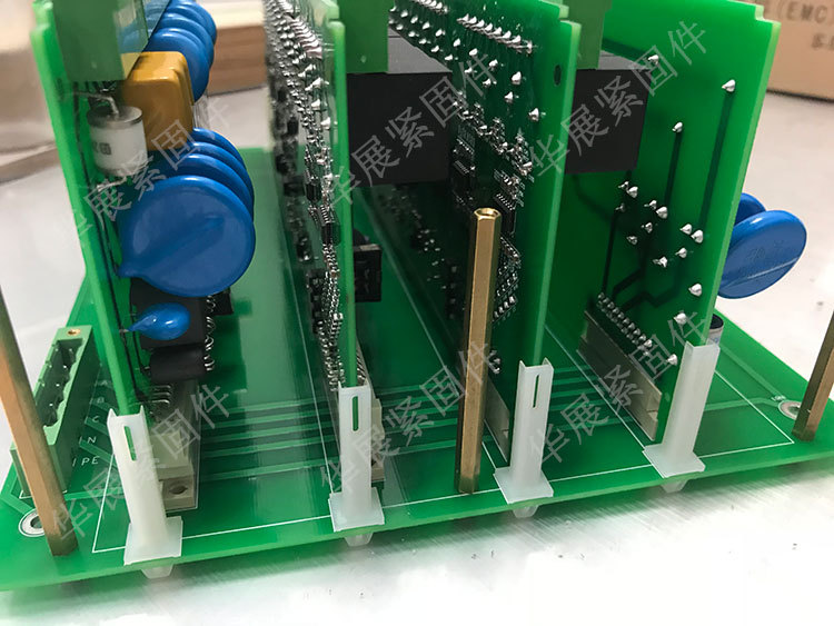 垂直安装电路板导轨卧式导槽PC板耳把立式PCB拉把固定条cardguide-阿里巴巴