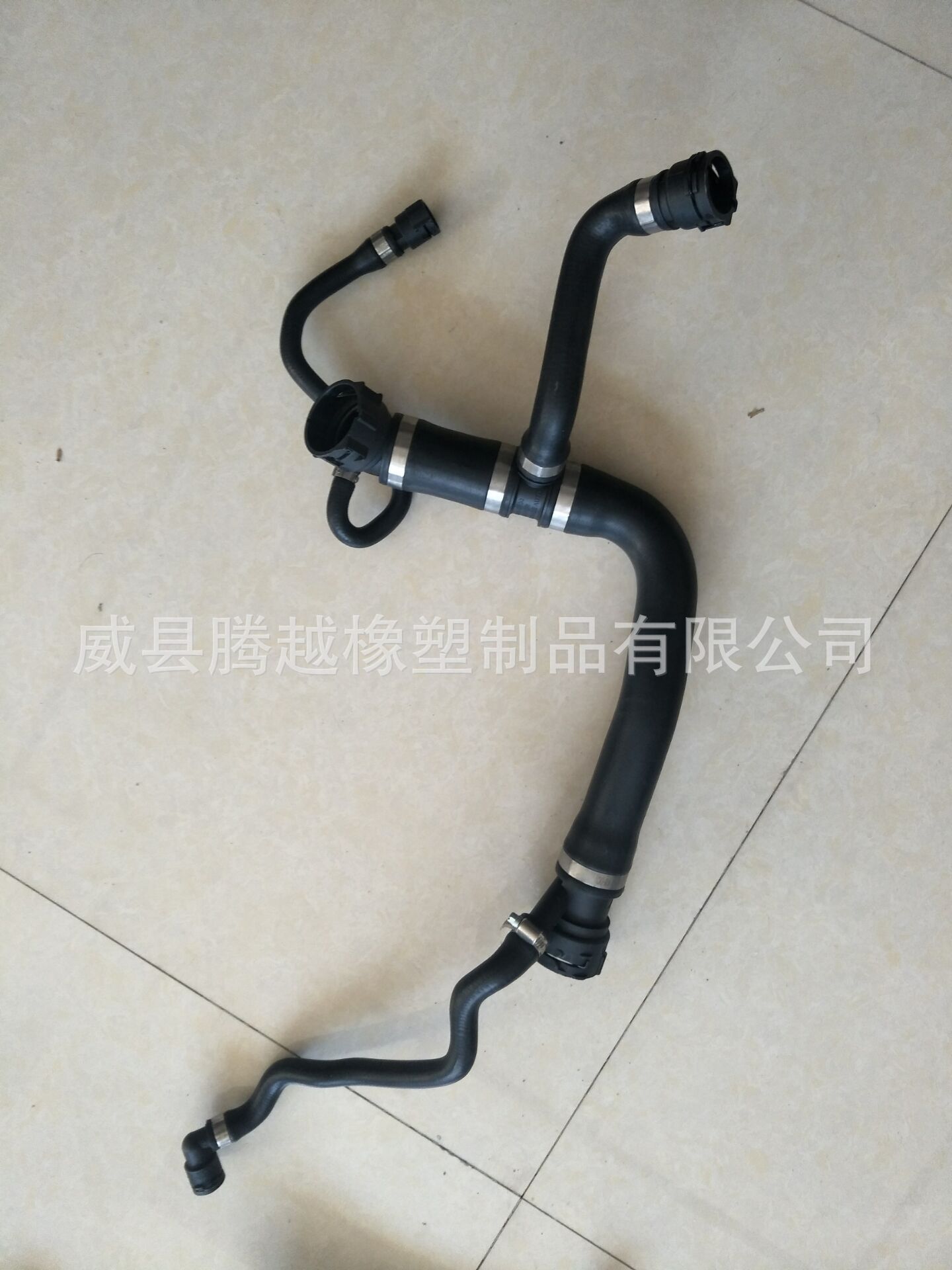 11157605186适用于奔驰宝马进气管 水管、通风管涡轮增压管-阿里巴巴